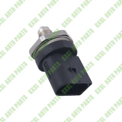 Cina Per Bentley New Continental GT GTC Bentayga Fuel Rail Pressure Sensor OEM 06H906051J 06H906051K in vendita