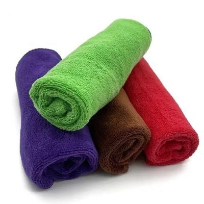 China Custom Fabric Fleece Throw Blankets Super Soft Airline Travel Plain Design for sale