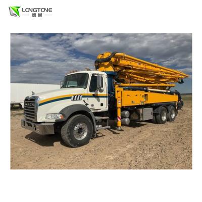Cina Used 25T Truck Concrete Pump With Max. Delivery Height 24 - 36 M Oil Tank Capacity 320L in vendita