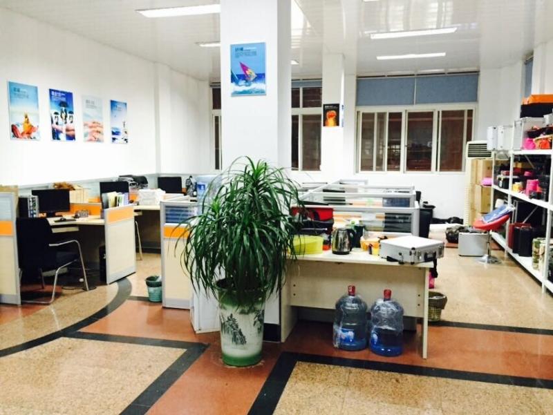 Επαληθευμένος προμηθευτής Κίνας - Yiwu Hengxin Cases & Bags Co.,Ltd
