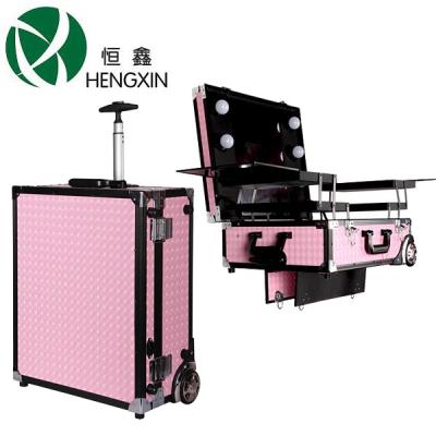 Cina Il truccatore cosmetico porta la cassa con luce/specchi accesi di trucco per le stazioni di bellezza di trucco in vendita