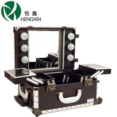 Cina Retro cassa di treno accesa della stazione di trucco di stile carrello con lo specchio e le luci in vendita