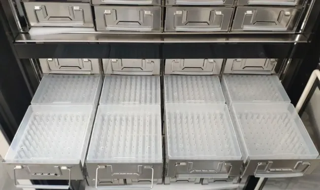 Energy Saving -86 Degrees Ult Freezer with 340 Liters Capacity for Laboratory and Hospital