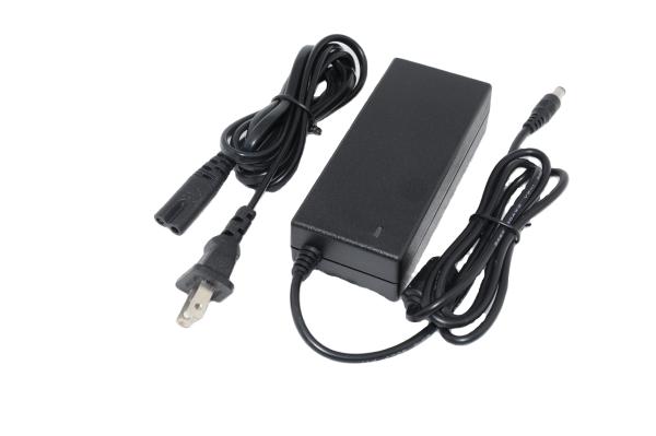 Quality Universal AC 100-240V Input to Switching DC adapter transformer output 12V 3A for sale