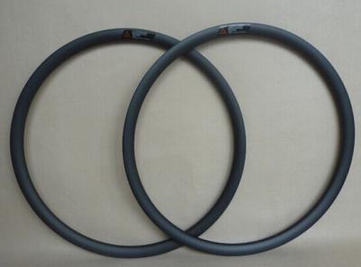 China new hot sale super wide 30X25mm hookless clincher rims 29er carbon hookless mtb rim Wheel for sale