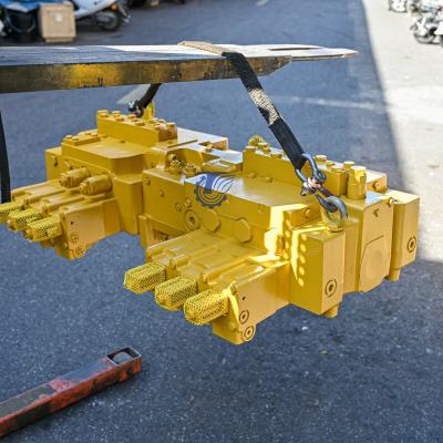 Cina 295-7767 295-7747 295-7745 295-7747 Valvola di controllo principale Assemblaggio per Caterpillar 365C 374D 385C 390D escavatore in vendita