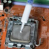 China Odorless Heat Paste For CPU , Anticorrosive Computer Thermal Grease for sale