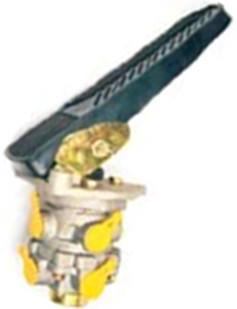 China MITSUBISHI: 42200-20550 59300-83401  59300-83450  E-6 Foot Brake Valve for sale
