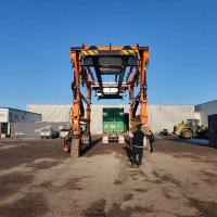 China 35T Straddle Carrier Crane for Container Handling - 60 Ton Capacity, Diesel Powered Mobile Crane for sale