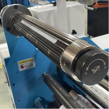 roll to roll pre coating film Laminating machine oil pressure constant temperature heating electromagnetic heating
