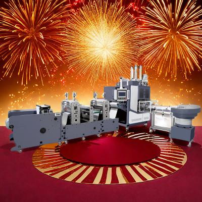 China OFFLINE HIGH-PERFORMANCE totalmente automático sin parar 4 espindle turret rewinder para la etiqueta 5 estrellas retroalimentación positiva sin pegamento en venta