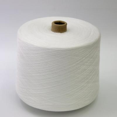 China 30/1 32/1 40/1 45/1 Polyester katoen gemengd garen voor weven en breien Te koop