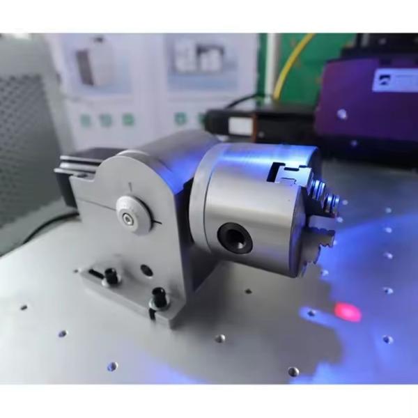Quality Fiber Laser Welding Equipment 1000w 1500w 2000w 4 Axis Adjustable Wobble for sale