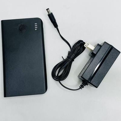 中国 バッテリー パワーバンク DC 4レベル 出力電圧 18V 15V 12V 9V 夏のコートファン 販売のため