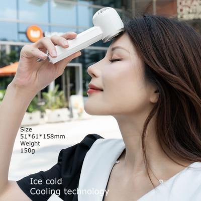 China Kleiner Halbleiter-Kühlventilator Fünf Stufen Starker Wind Eiskalter Ventilator Bladeless Mini Handventilator mit Eiskühler zu verkaufen