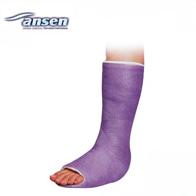 China Medical Consumables Waterproof Orthopedic Bandage Fiberglass Casting Tape for sale