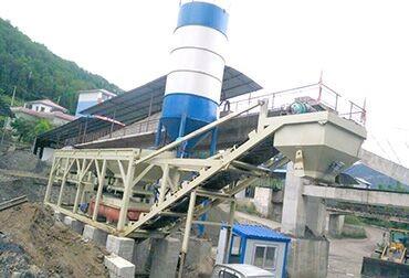 China Mobile 500T On Site Concrete Batching Plant , Stabilized Soil Concrete Production Line for sale
