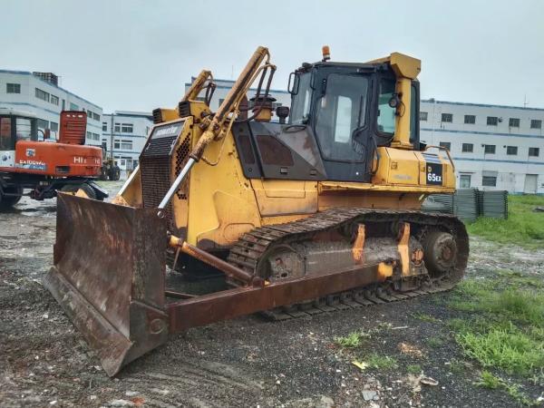 Quality High Drive Used Crawler Bulldozer D65EX-15 Used Komatsu Bulldozer Original Color for sale