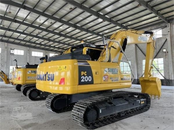 Quality PC200-8 Used Komatsu Excavator Original Japan Maintainable Second Hand Diggers for sale