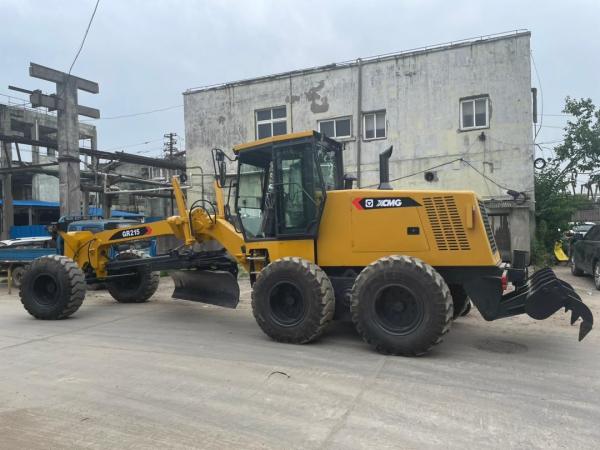 Quality High Speed XCMG GR215 Second Hand Grader Fuel Efficiency For Construction for sale