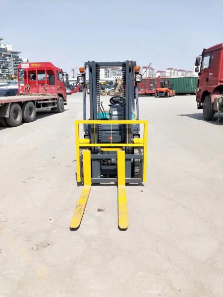 Quality 3 Tons Komatsu Used Forklift Truck Original Japan Used 3 Ton Forklift for sale