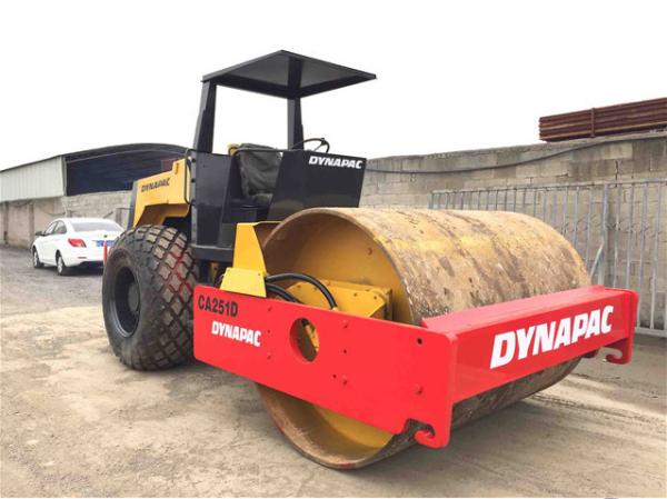 Quality CA251D Vibratory Smooth Drum Used Dynapac Roller With Strong Power for sale