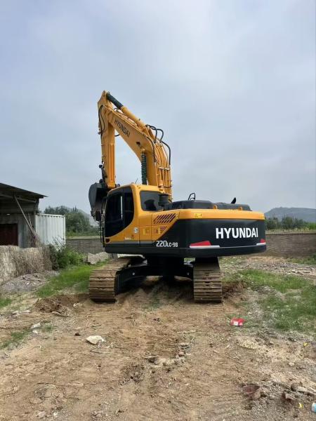 Quality Hyundai R220LC-9S Hydraulic Crawler Excavator Second Hand 2020 Year for sale