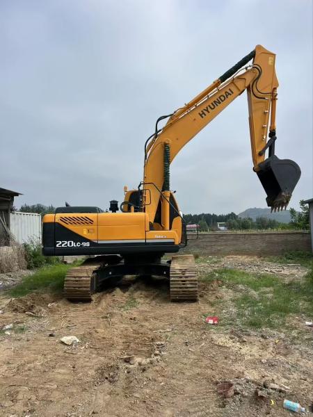 Quality Hyundai R220LC-9S Hydraulic Crawler Excavator Second Hand 2020 Year for sale