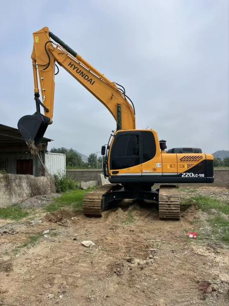 Quality Hyundai R220LC-9S Hydraulic Crawler Excavator Second Hand 2020 Year for sale