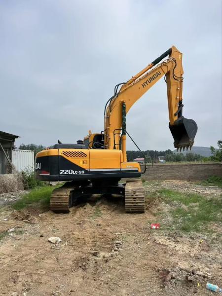 Quality Hyundai R220LC-9S Hydraulic Crawler Excavator Second Hand 2020 Year for sale