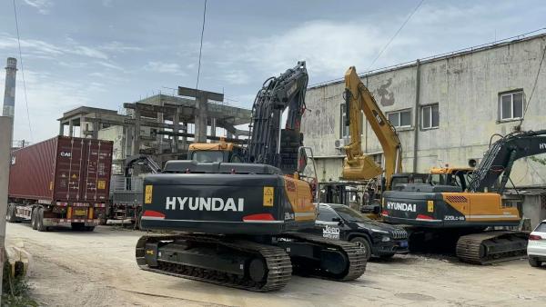 Quality 2021 Year Used Hyundai R220LC-9S Excavator In Excellent Condition/Used Hyundai for sale