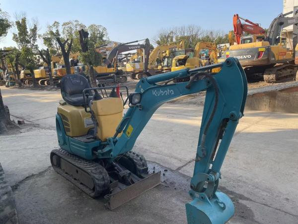 Quality Kubota U10-3 Mini Used Excavator Indoor Working Second Hand Excavator Machine for sale