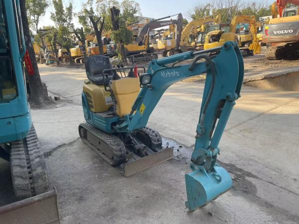 Quality Kubota U10-3 Mini Used Excavator Indoor Working Second Hand Excavator Machine for sale