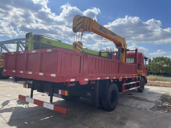 Quality 8 Tons XCMG SQS200-4 Truck Mounted Used Crane With DongFeng Truck 2019 Year for sale