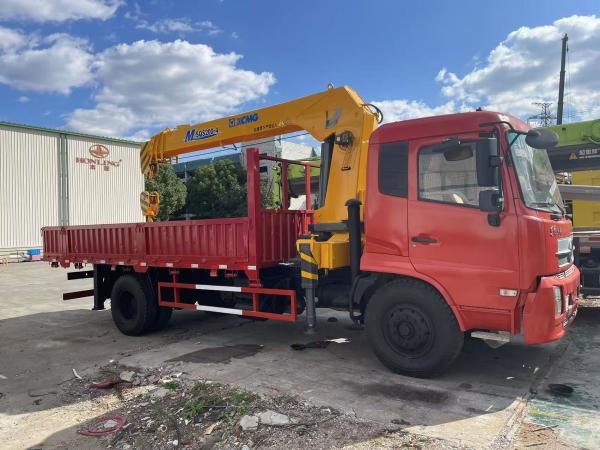 Quality 8 Tons XCMG SQS200-4 Truck Mounted Used Crane With DongFeng Truck 2019 Year for sale