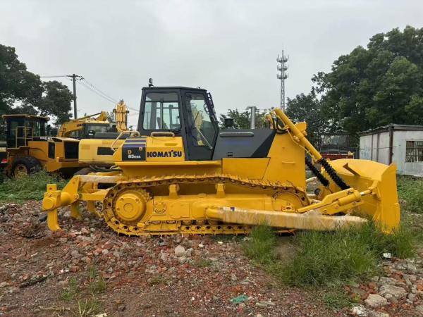 Quality D85ESS-2 Crawler Used Komatsu Bulldozer With Hydraulic Ripper Sale In Asia for sale