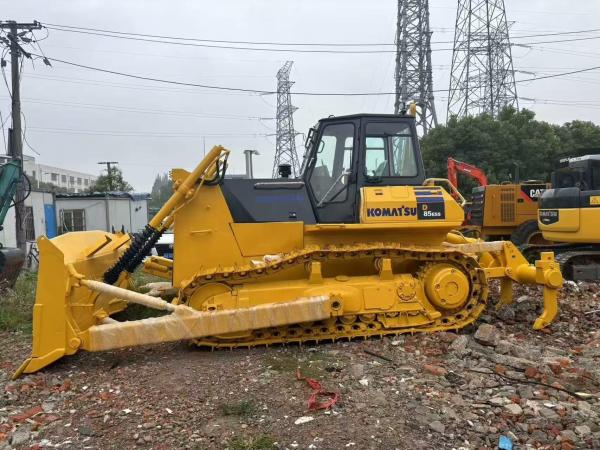 Quality D85ESS-2 Crawler Used Komatsu Bulldozer With Hydraulic Ripper Sale In Asia for sale