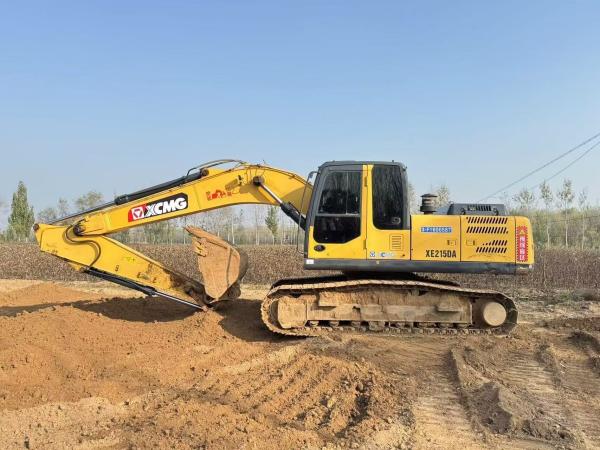 Quality XE215DA Used XCMG Excavator Heavy Duty XCMG 20 Ton Excavator Energy Saving for sale
