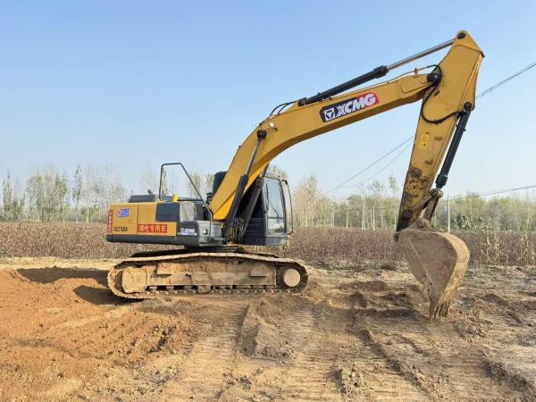 Quality XE215DA Used XCMG Excavator Heavy Duty XCMG 20 Ton Excavator Energy Saving for sale
