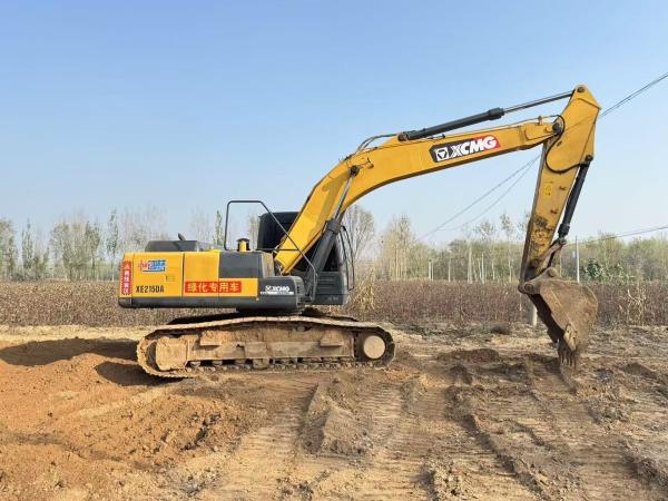 Quality XE215DA Used XCMG Excavator Heavy Duty XCMG 20 Ton Excavator Energy Saving for sale
