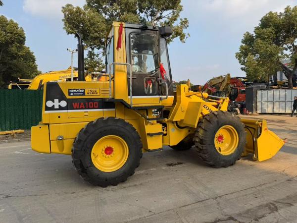 Quality Original Japan Used Komatsu WA100-1 Wheel Loaders Working In Garden for sale