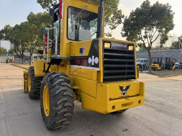 Quality Original Japan Used Komatsu WA100-1 Wheel Loaders Working In Garden for sale