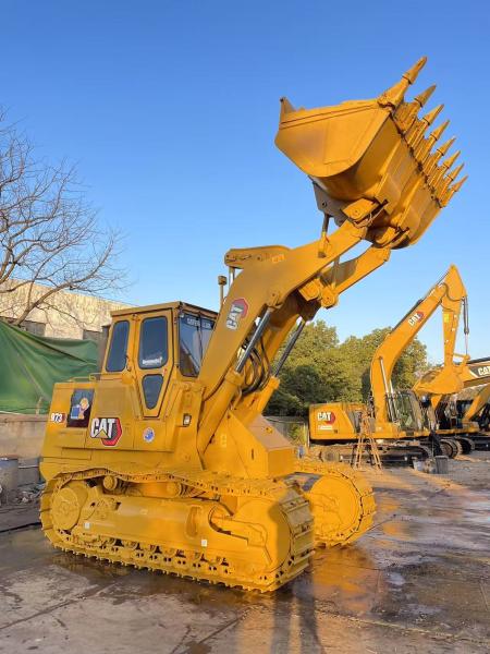 Quality Repaint Color Used Caterpillar 973 Crawler Loader In Excellent Condition for sale
