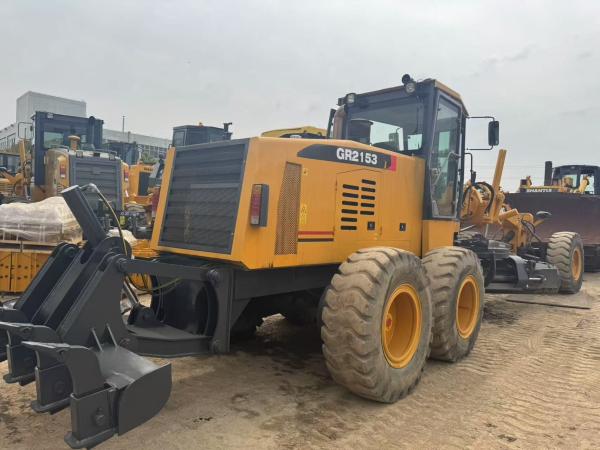 Quality 6 Drive Motor Grader 2023 Year Used XCMG GR2153 Motor Grader Fuel Efficiency For for sale