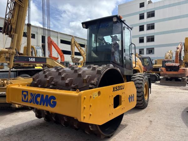 Quality Used XCMG XS202J Single Drum Road Roller With Sheepfoot With Cheap Price for sale