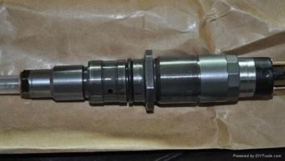 China Cummins injector QSB 4945969 genuine cummins injector 4945969 for sale
