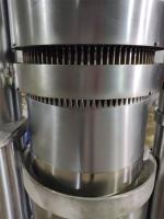 China Multifunction full automatic hydraulic oil presser with high oil yield for sale