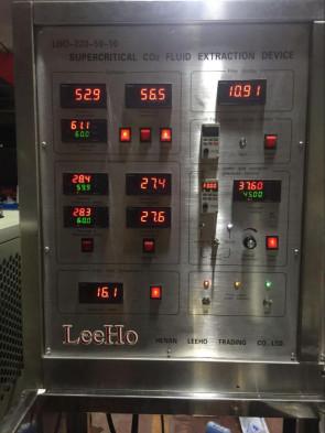 Cina Alte efficienze automatica 2800 x 2500 x 2000mm di CO2 del dispositivo ipercritico di estrazione dell'olio in vendita