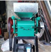 중국 기계 땅콩 쇄석기 장비 55kg를 분쇄하는 큰 수용량 관례 판매용