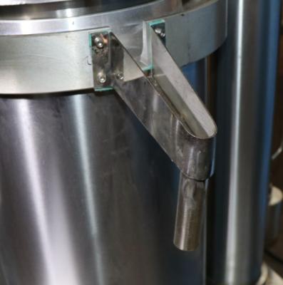 China Alloy Material Coconut Oil Expeller Machine Customized Motor Voltage for sale